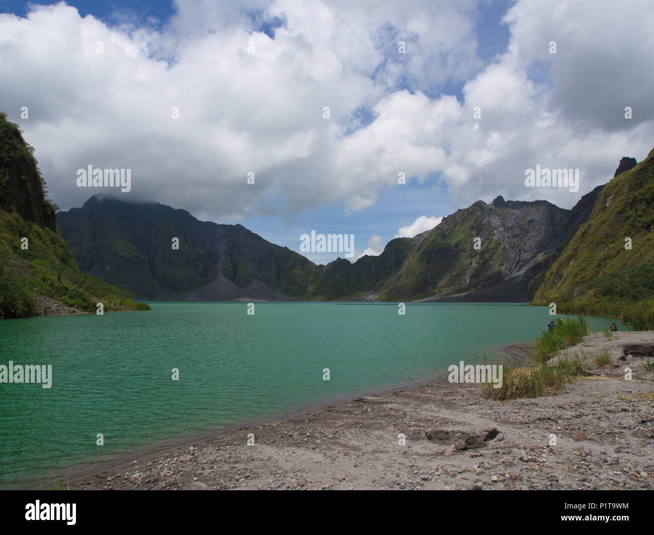 Philippines pinatubo eruption hi-res stock photography and images - Alamy
