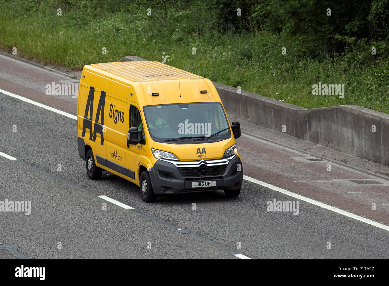 AA van Shipping freight Road signs, Heavy Haulage trucks on the M6 at ...