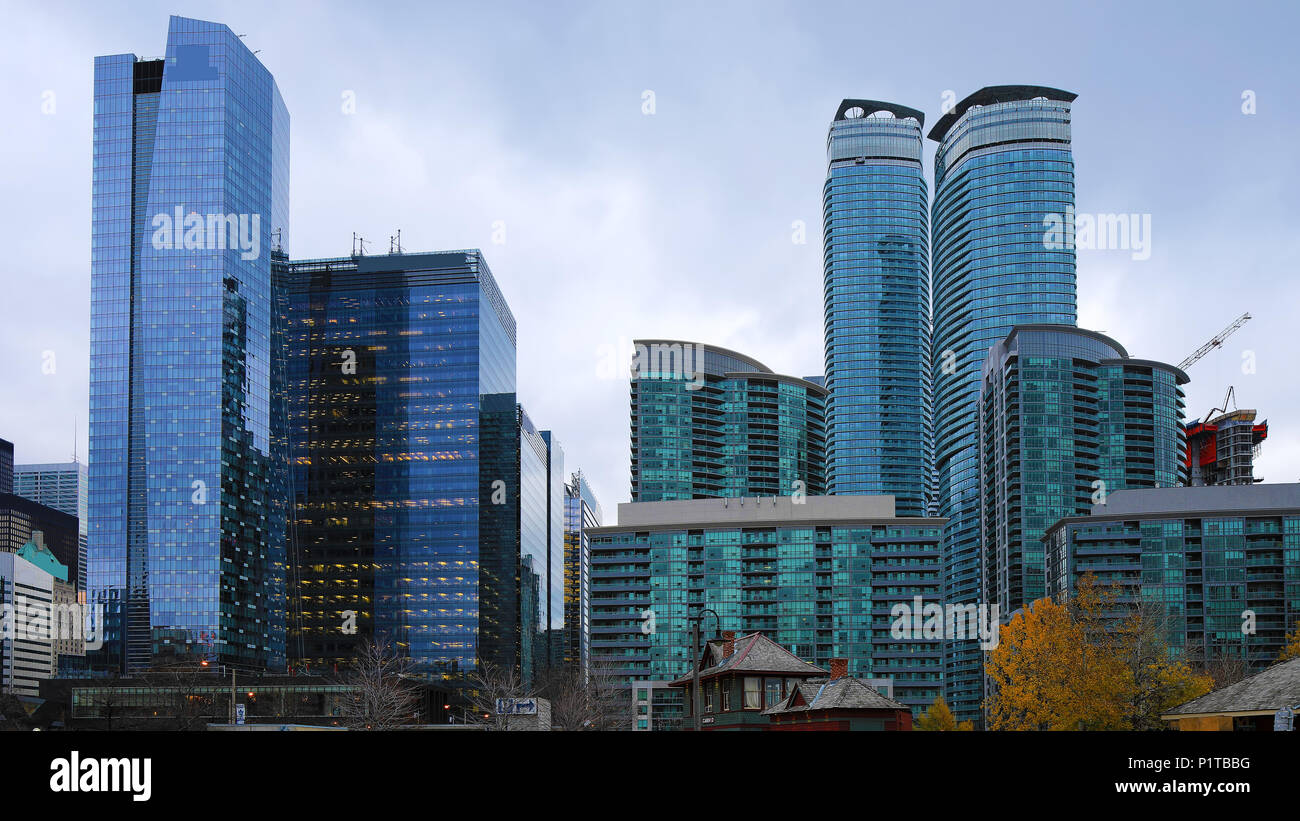 A Night scene of Toronto downtown Stock Photo - Alamy