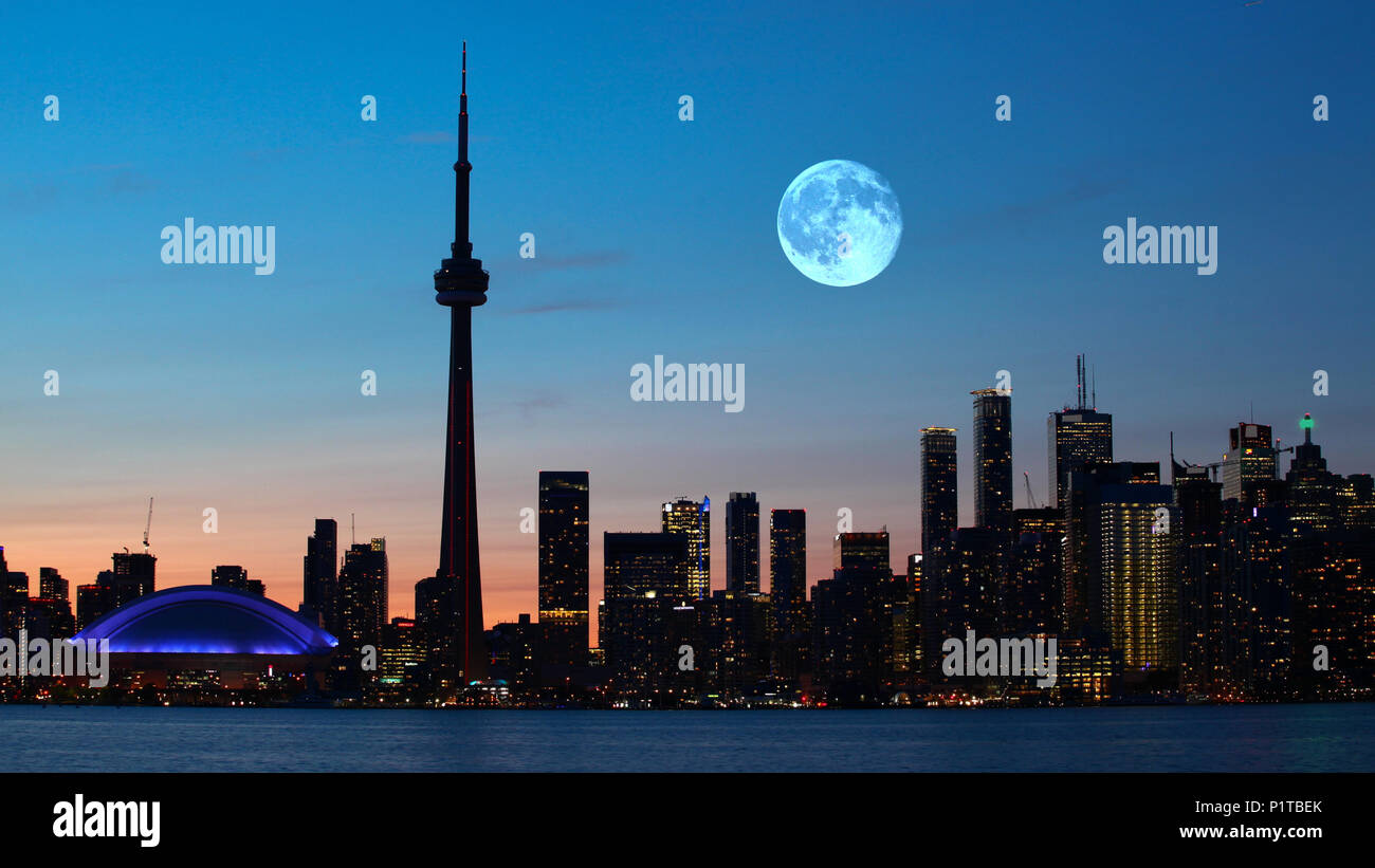 The moon over stadium hi-res stock photography and images - Alamy