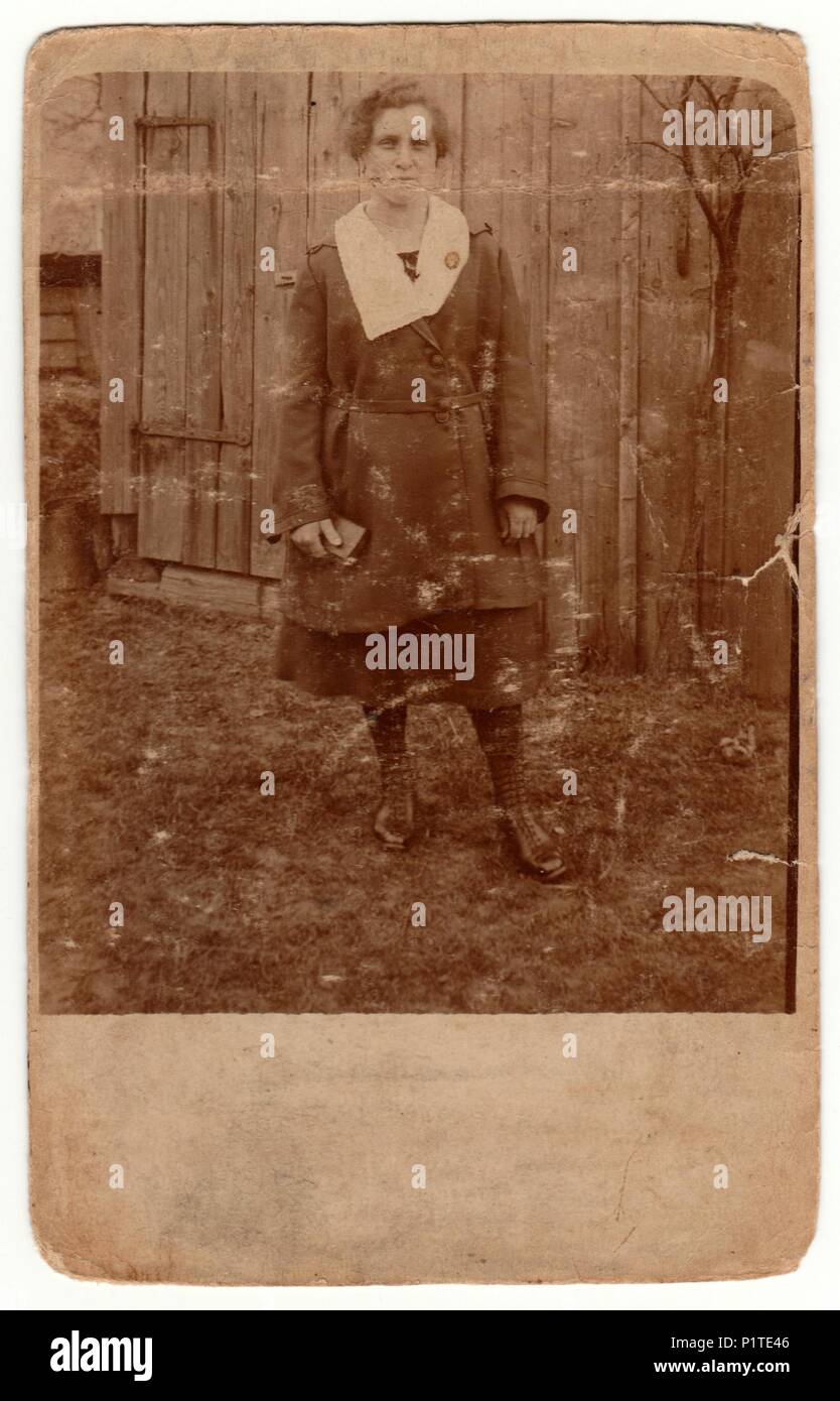 THE CZECHOSLOVAK REPUBLIC - CIRCA 1930s: Vintage photo shows rural ...