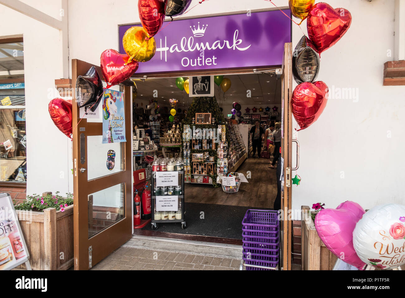 Hallmark hi-res stock photography and images - Alamy