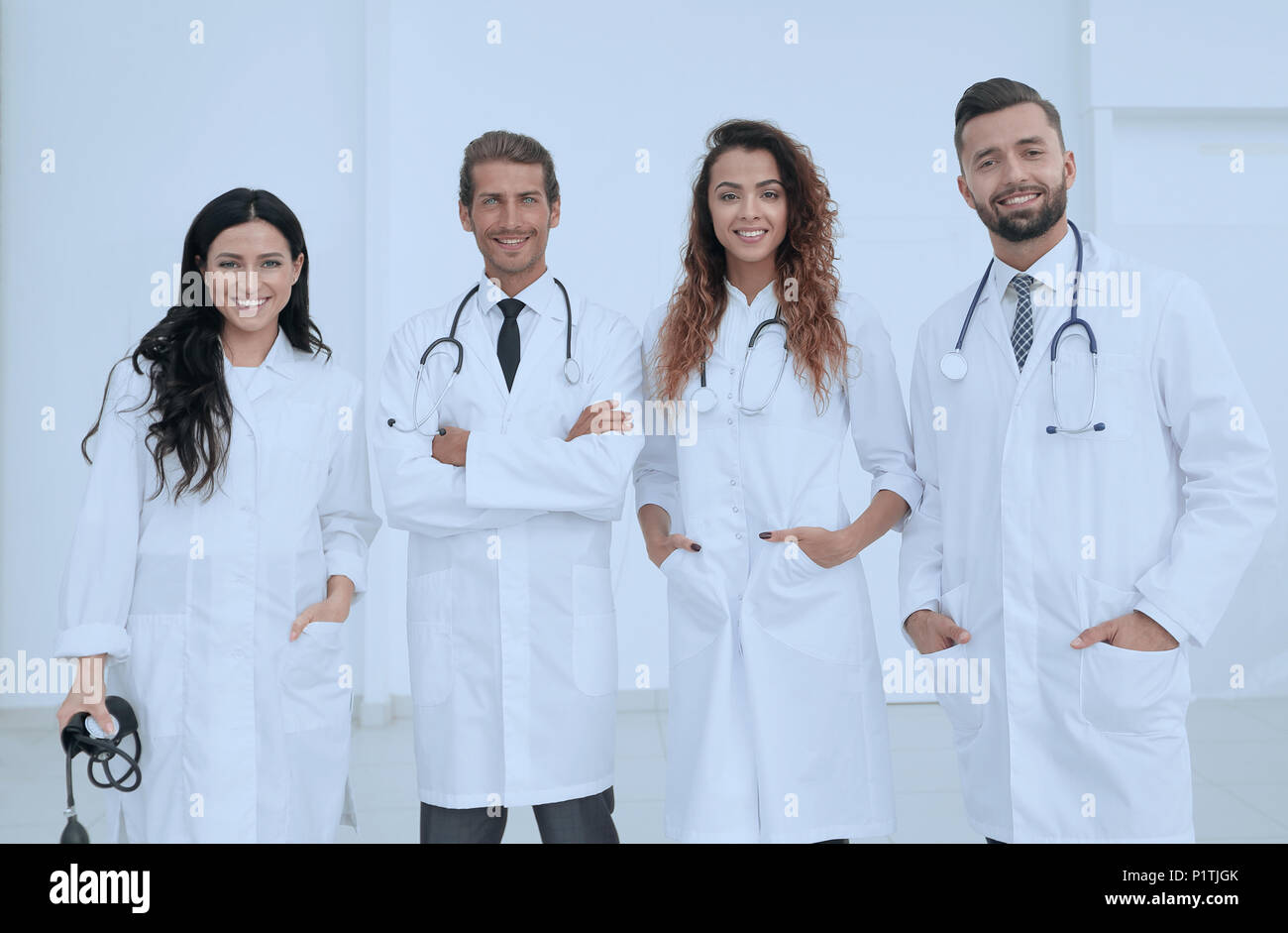 group of practitioners of the medical center Stock Photo - Alamy