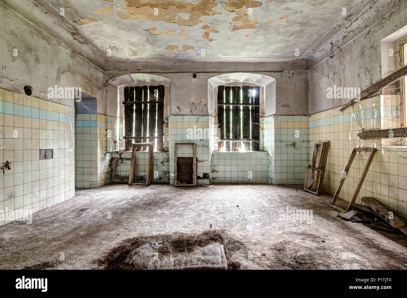 Devastated village hi-res stock photography and images - Alamy