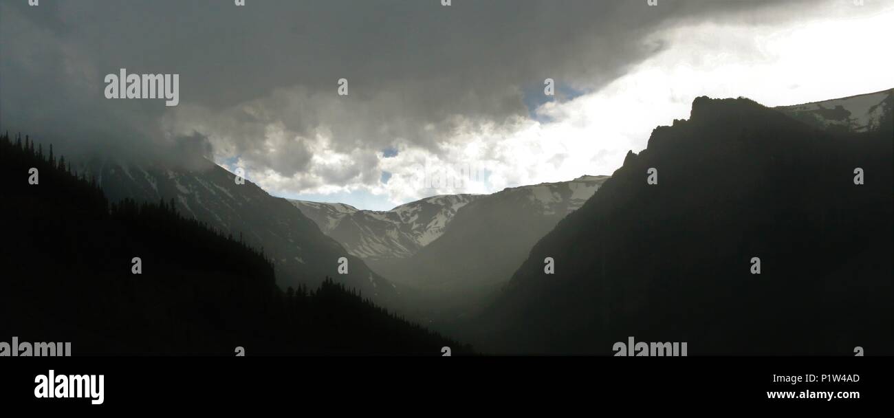 Beartooth pass hi-res stock photography and images - Alamy