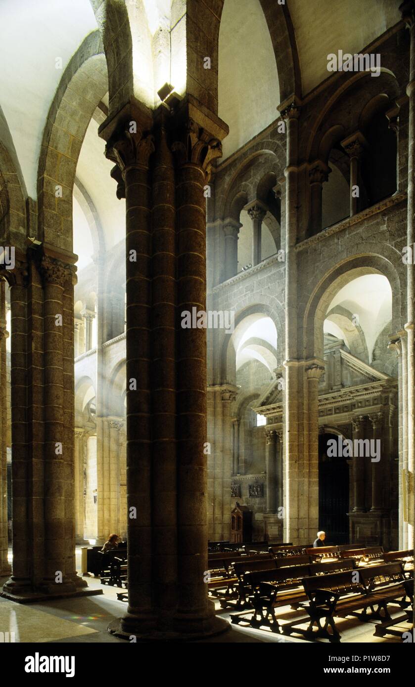 Santiago de Compostela; Cathedral central nave (romanesque architecture ...