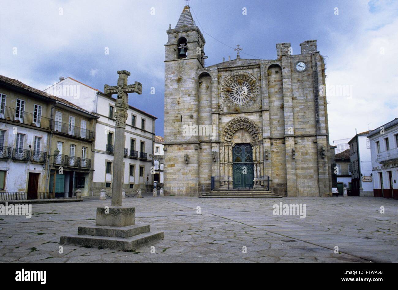 Noya, San Martiño church (romanesque); Ría de Muros y Noya / Noia; Rías ...