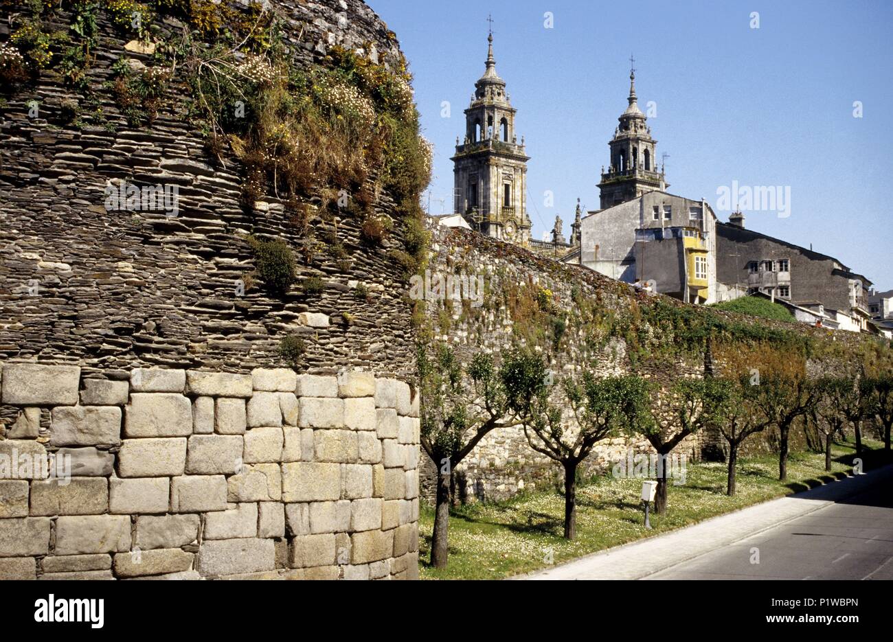 Lugo, roman walls and Cathedral Stock Photo - Alamy