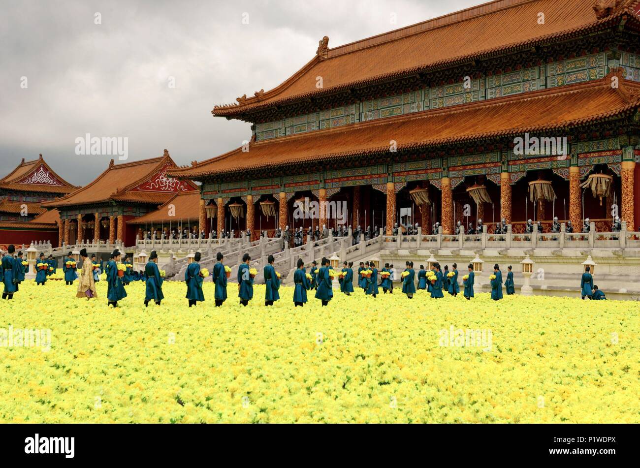 The golden palace film still hi-res stock photography and images - Alamy