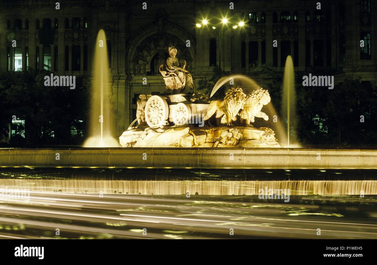 Las cibeles square hi-res stock photography and images - Alamy
