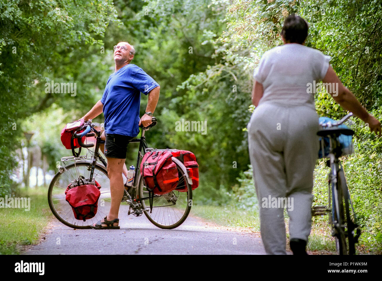 Angus Clarke cycling on the Cuckoo Trail Stock Photo - Alamy