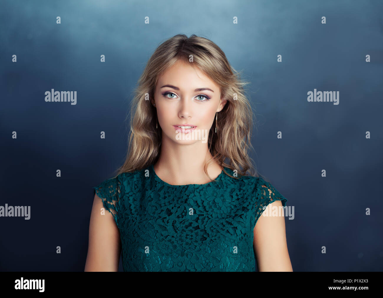 Smiling model woman hi-res stock photography and images - Alamy