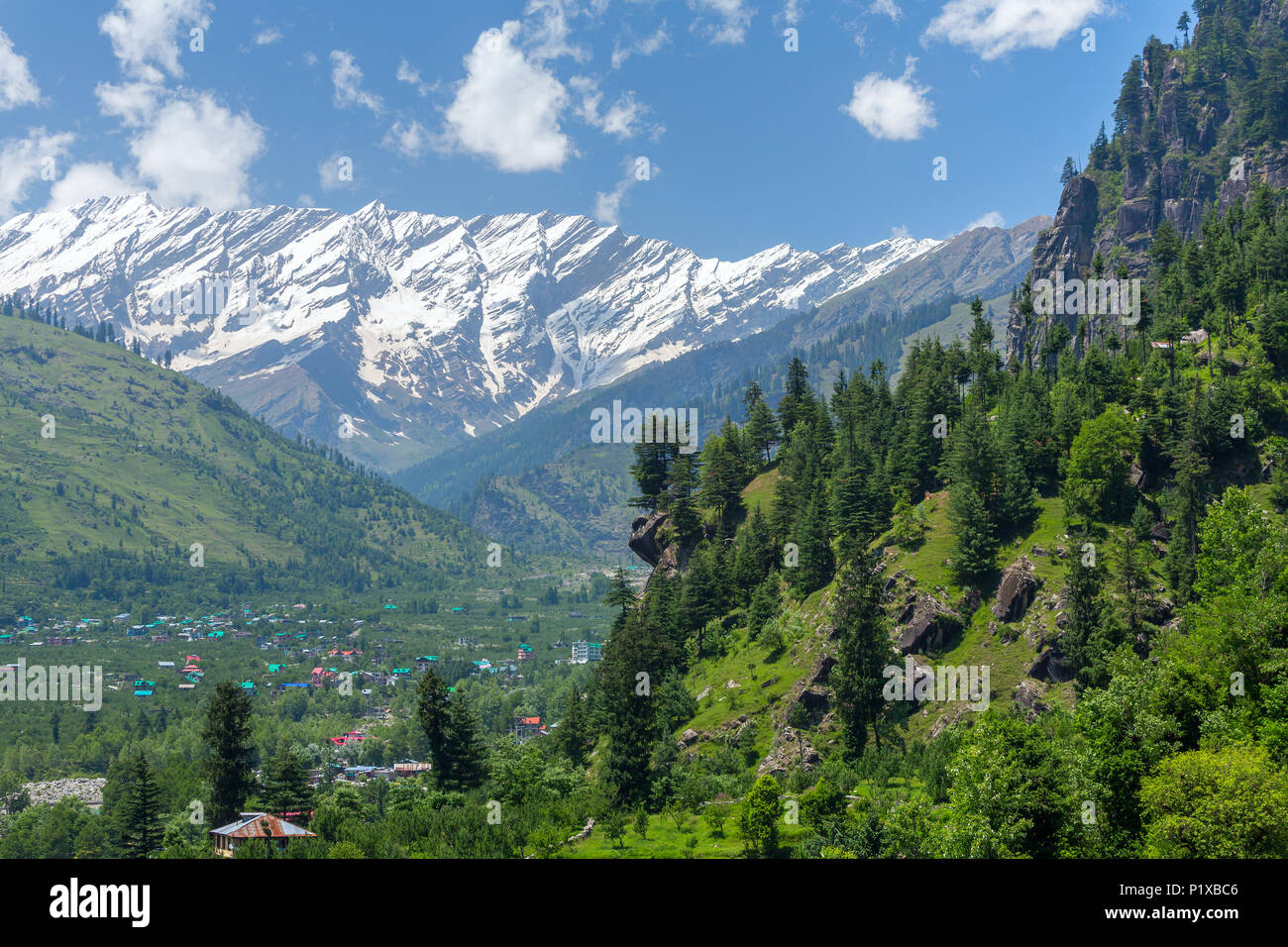Kullu hi-res stock photography and images - Alamy