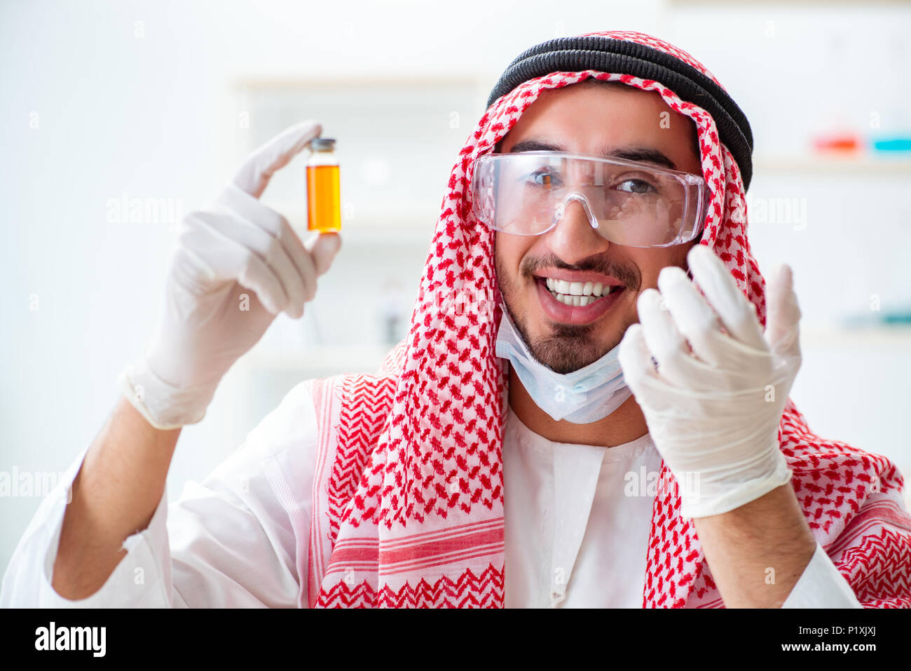 Pharmaceutical industry chemist working on lab Stock Photo - Alamy