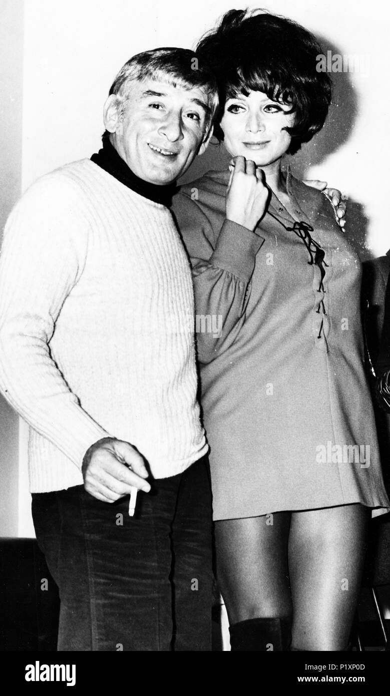 Maria grazia buccella Black and White Stock Photos & Images - Alamy