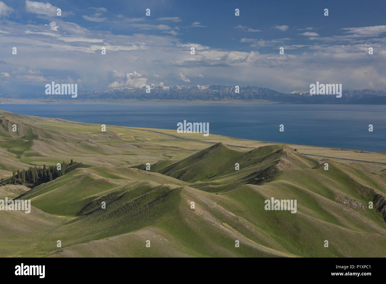 Sayram Lake and the Tian Shan range, Xinjiang, China Stock Photo - Alamy