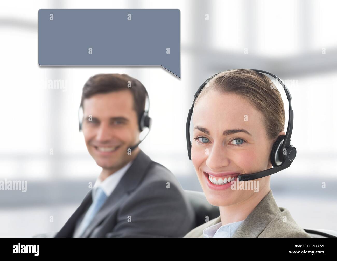 Chat bubble people hi-res stock photography and images - Alamy