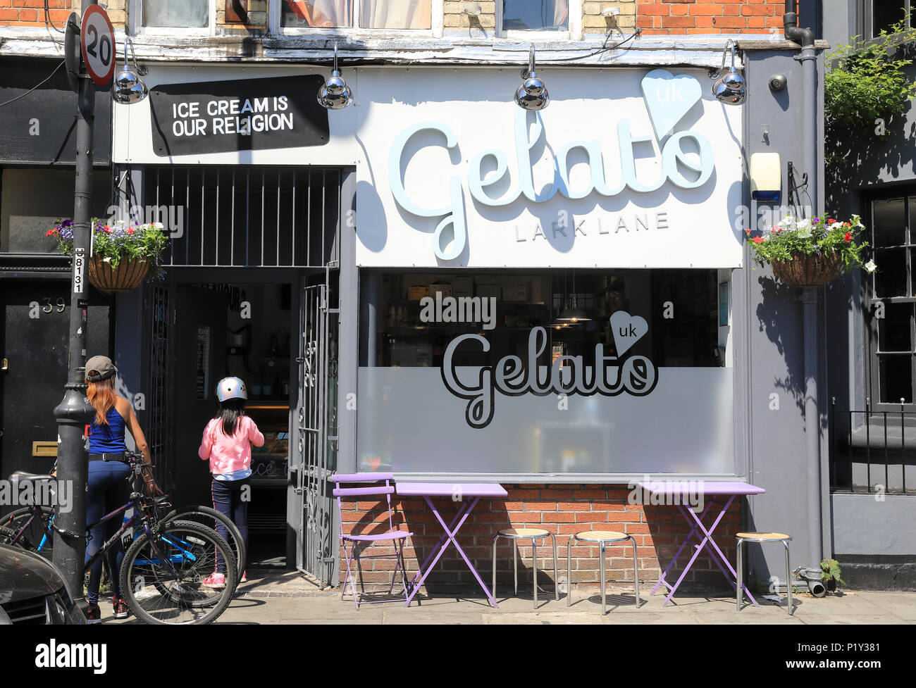 Lark lane hi-res stock photography and images - Alamy