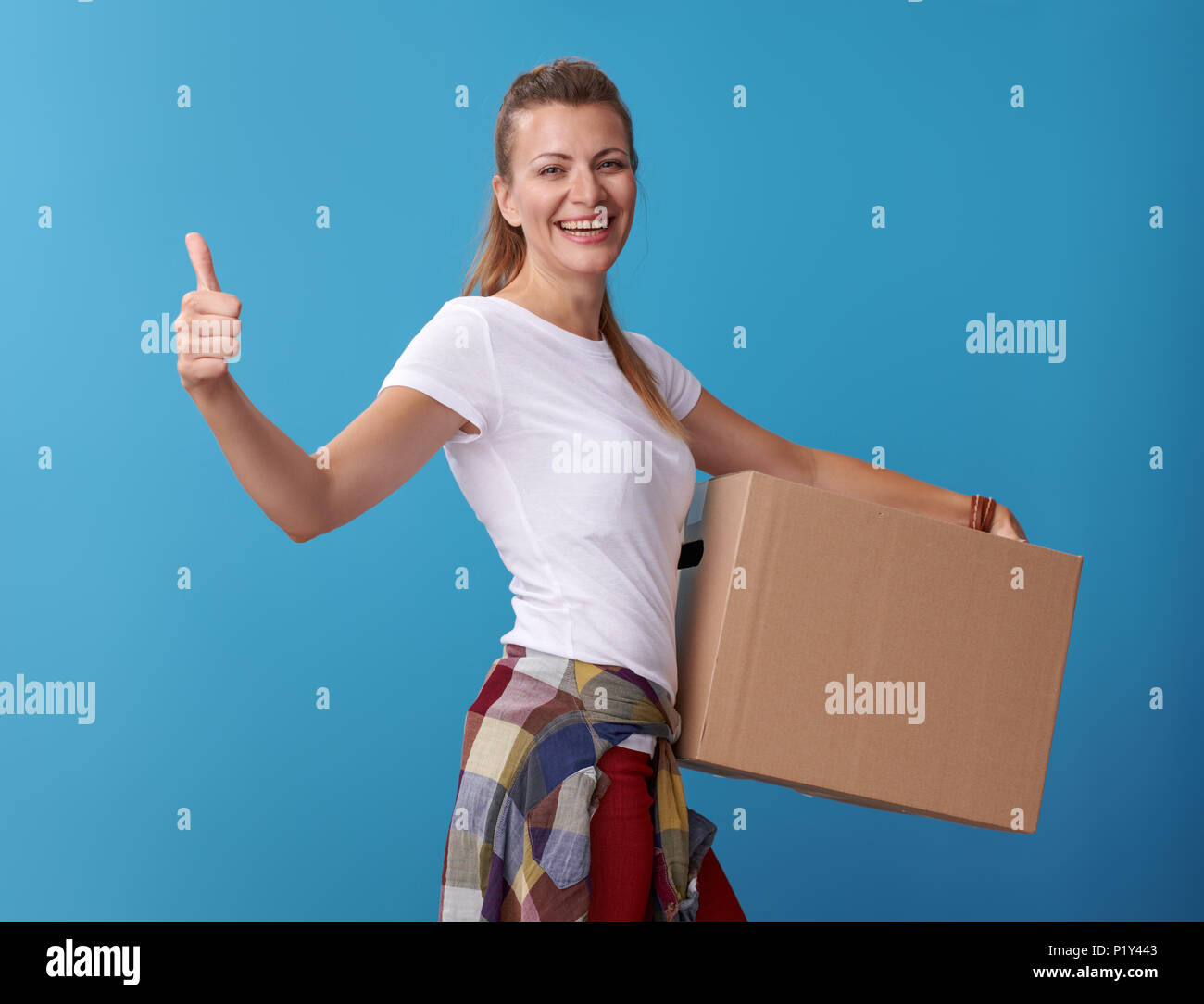 Showing box and thumbs up hi-res stock photography and images - Alamy