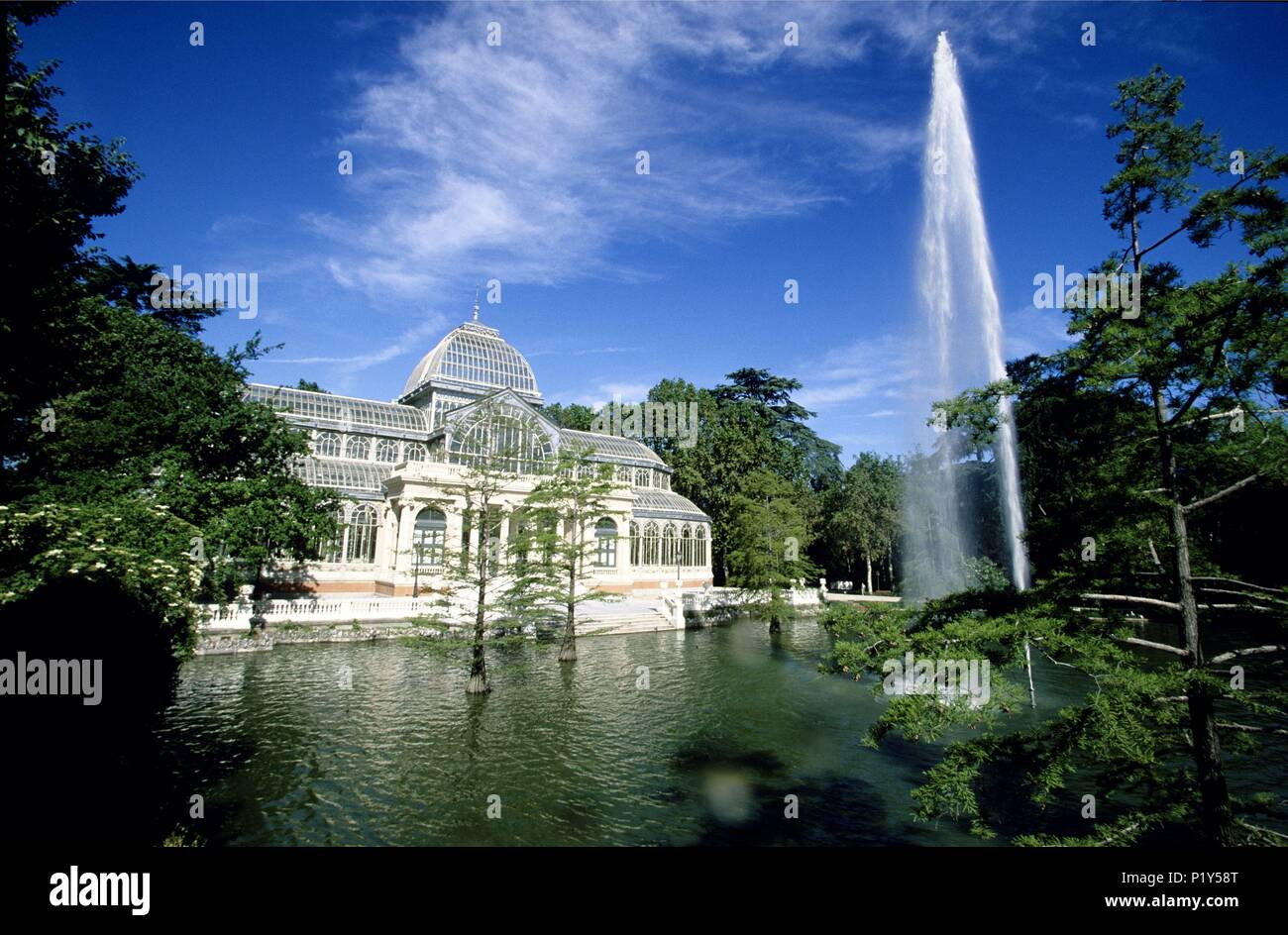 Parque del / Retiro Park, Palacio de Cristal (Chrystal Palace) and ...