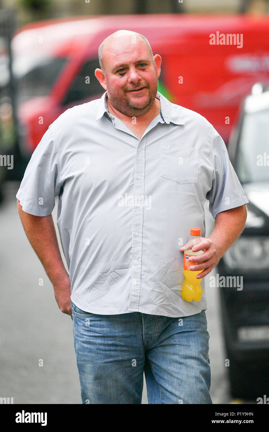 Cider making familys sprawling home hi-res stock photography and images ...