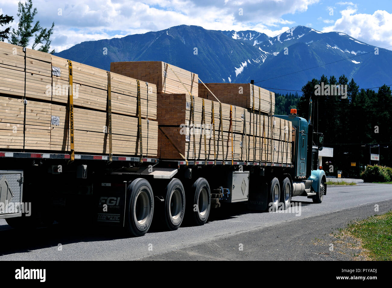 British columbia canada truck hi-res stock photography and images - Alamy