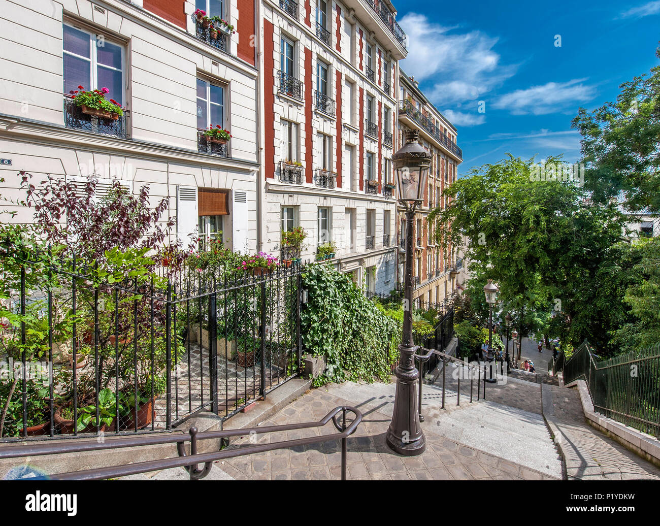 Pedestrian zone paris hi-res stock photography and images - Alamy