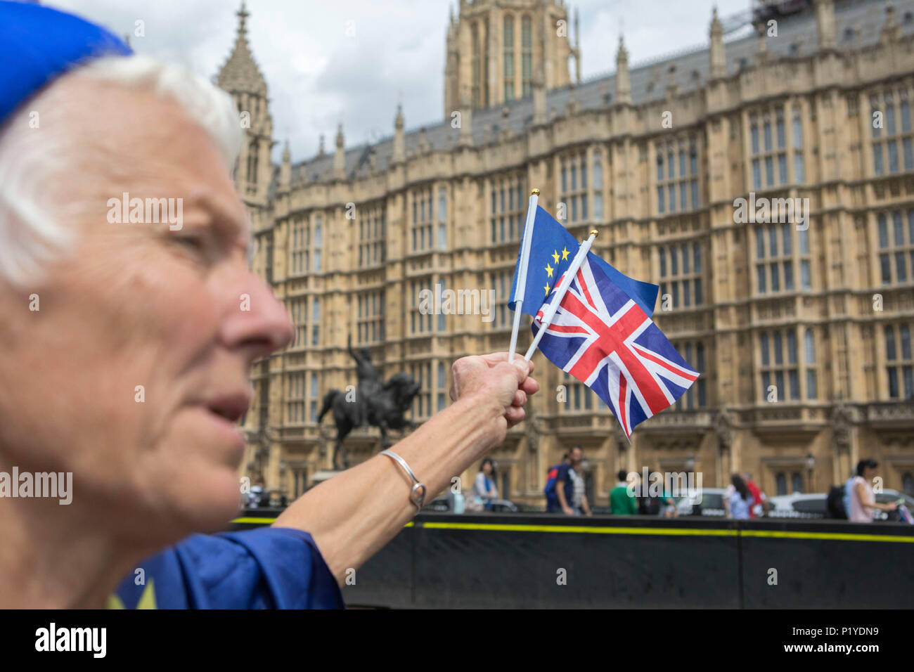 Helen slater hi-res stock photography and images - Alamy