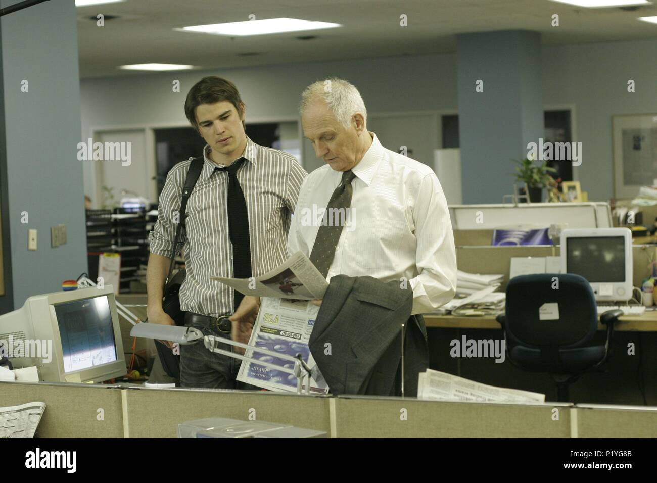 Original Film Title: RESURRECTING THE CHAMP. English Title: RESURRECTING THE CHAMP. Film ...