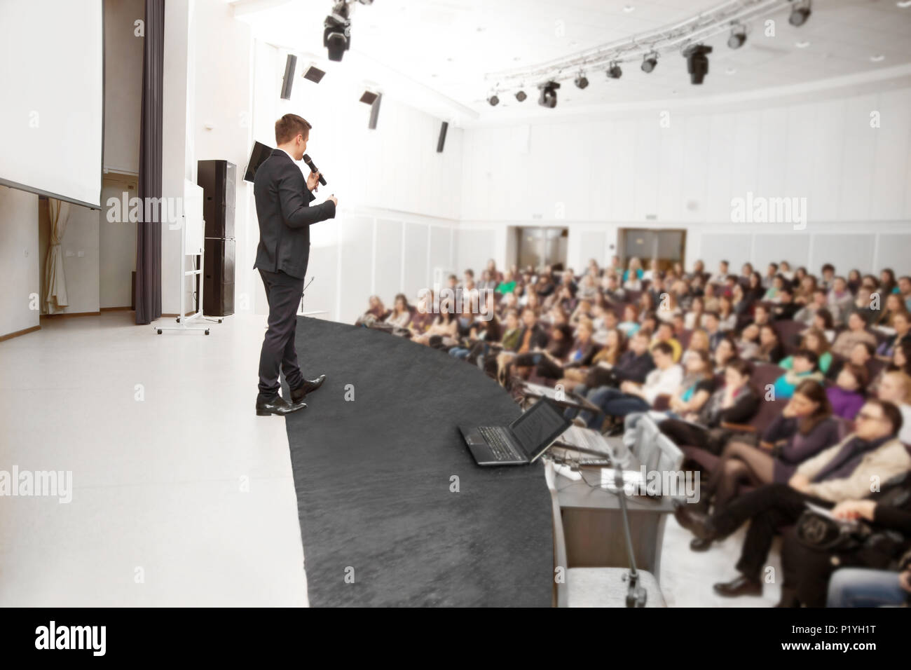 Speaker at a business conference and presentation Stock Photo - Alamy