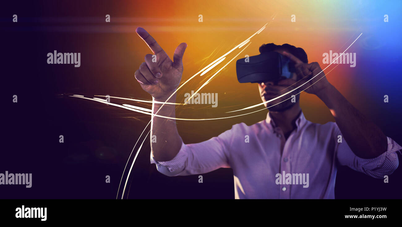 Man using technology device hi-res stock photography and images - Alamy