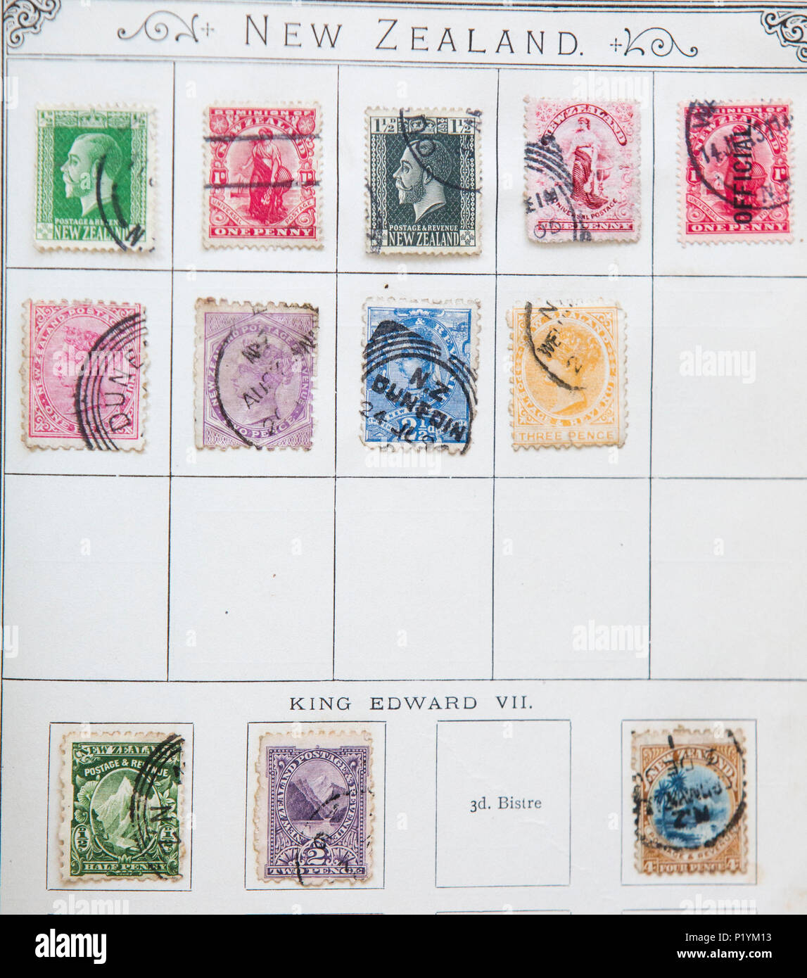 Old new zealand stamp hi-res stock photography and images - Alamy
