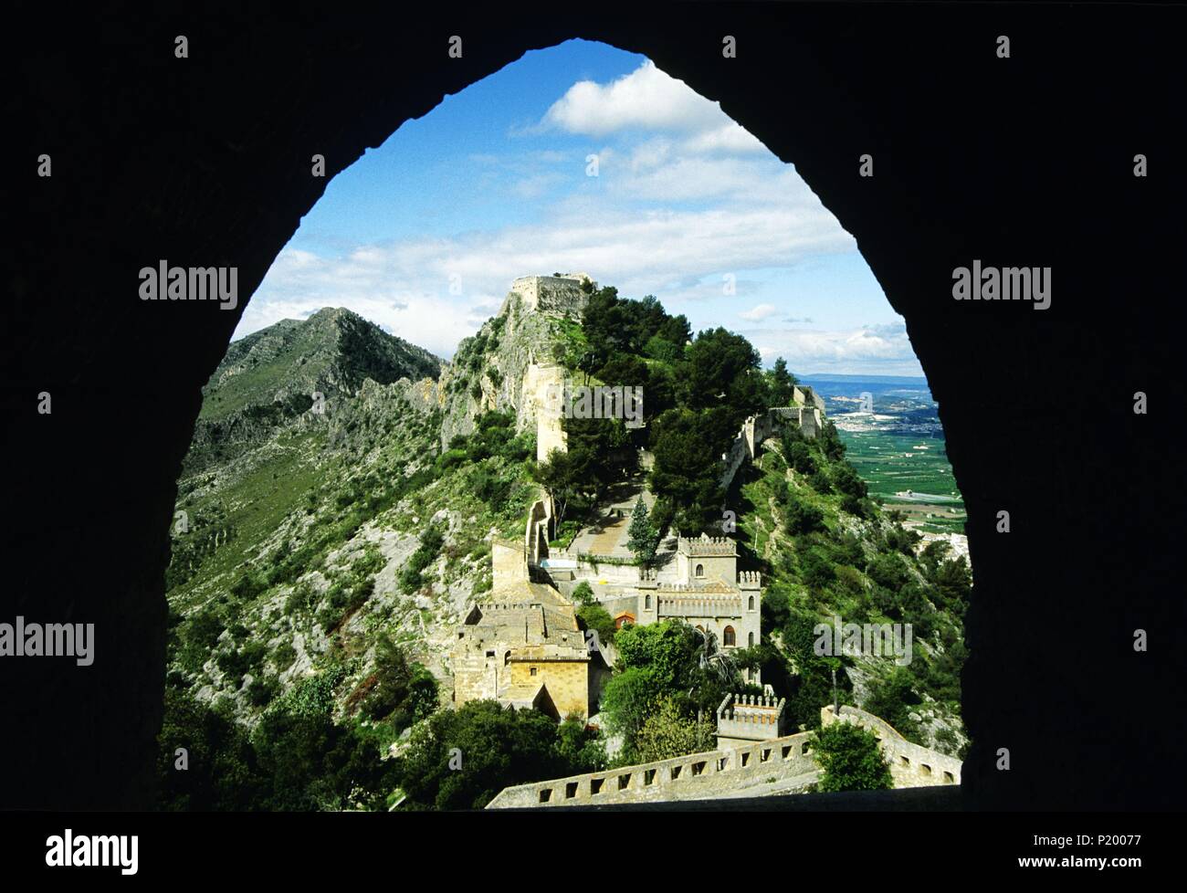 Valencia spain walls castle gateway hi-res stock photography and images ...