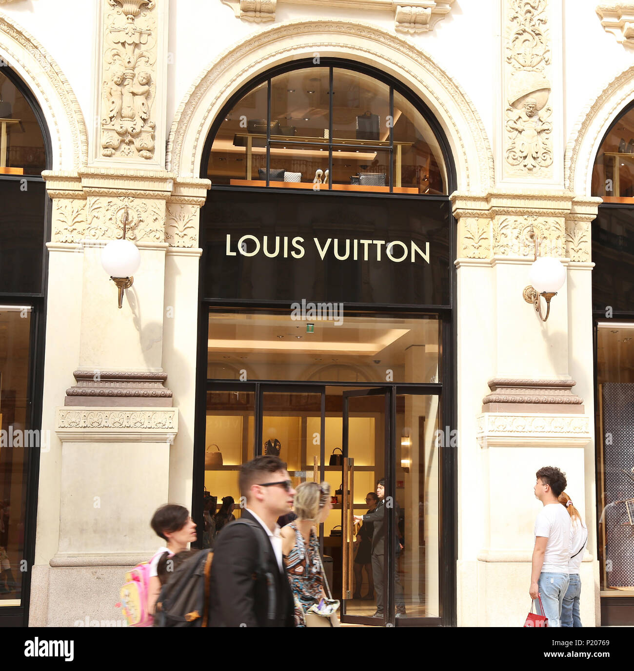 Louis Vuitton store inside the Vittorio Emanuele II gallery at Milan ...