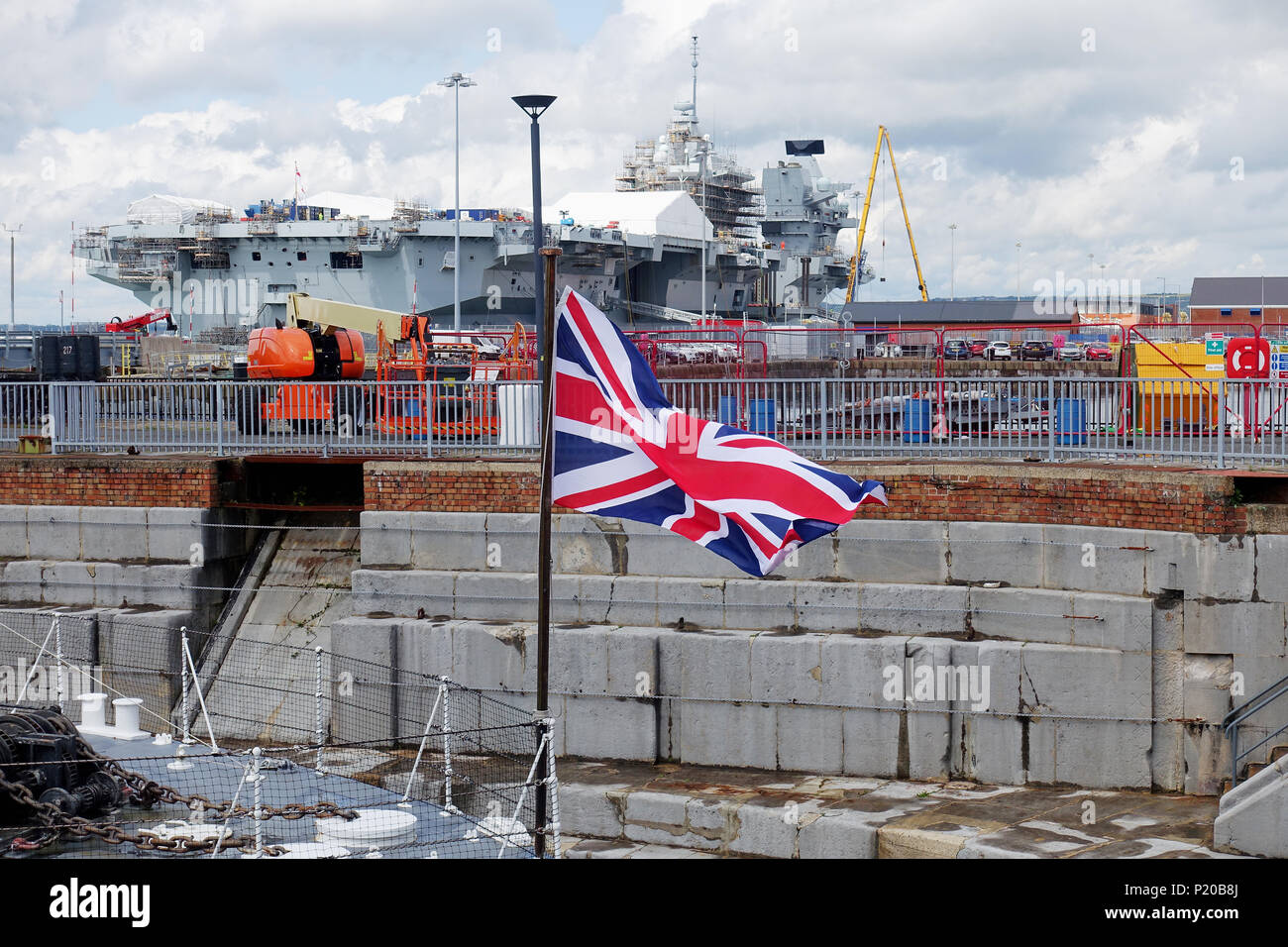 Hms m33 hi-res stock photography and images - Alamy