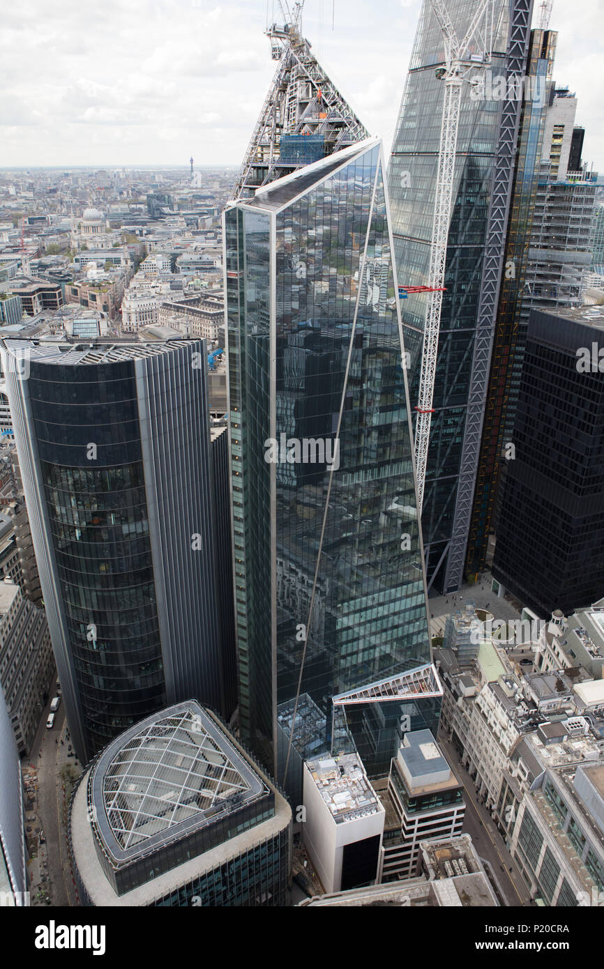 The scalpel london hi-res stock photography and images - Alamy