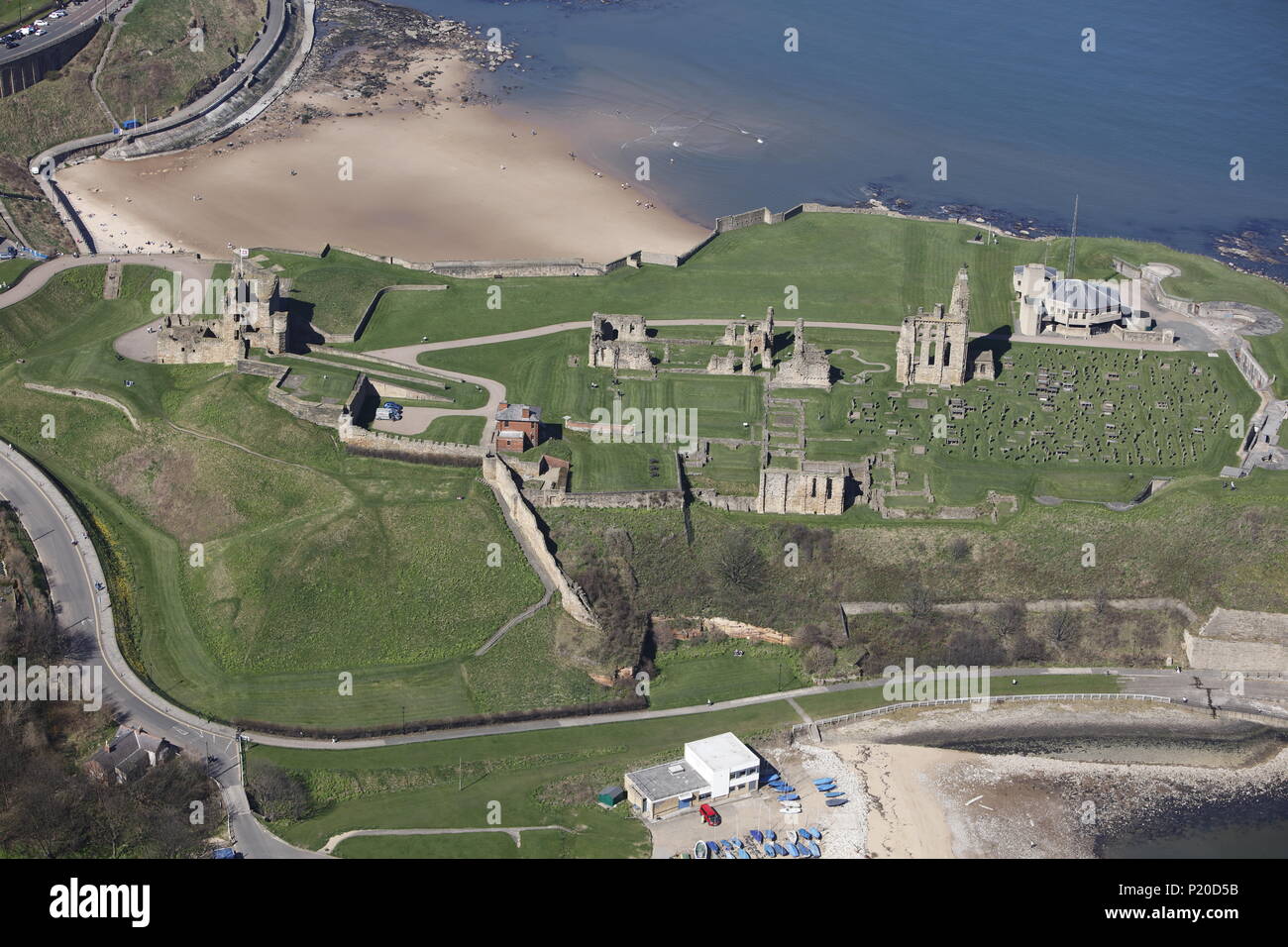 Tynemouth castle hi-res stock photography and images - Alamy