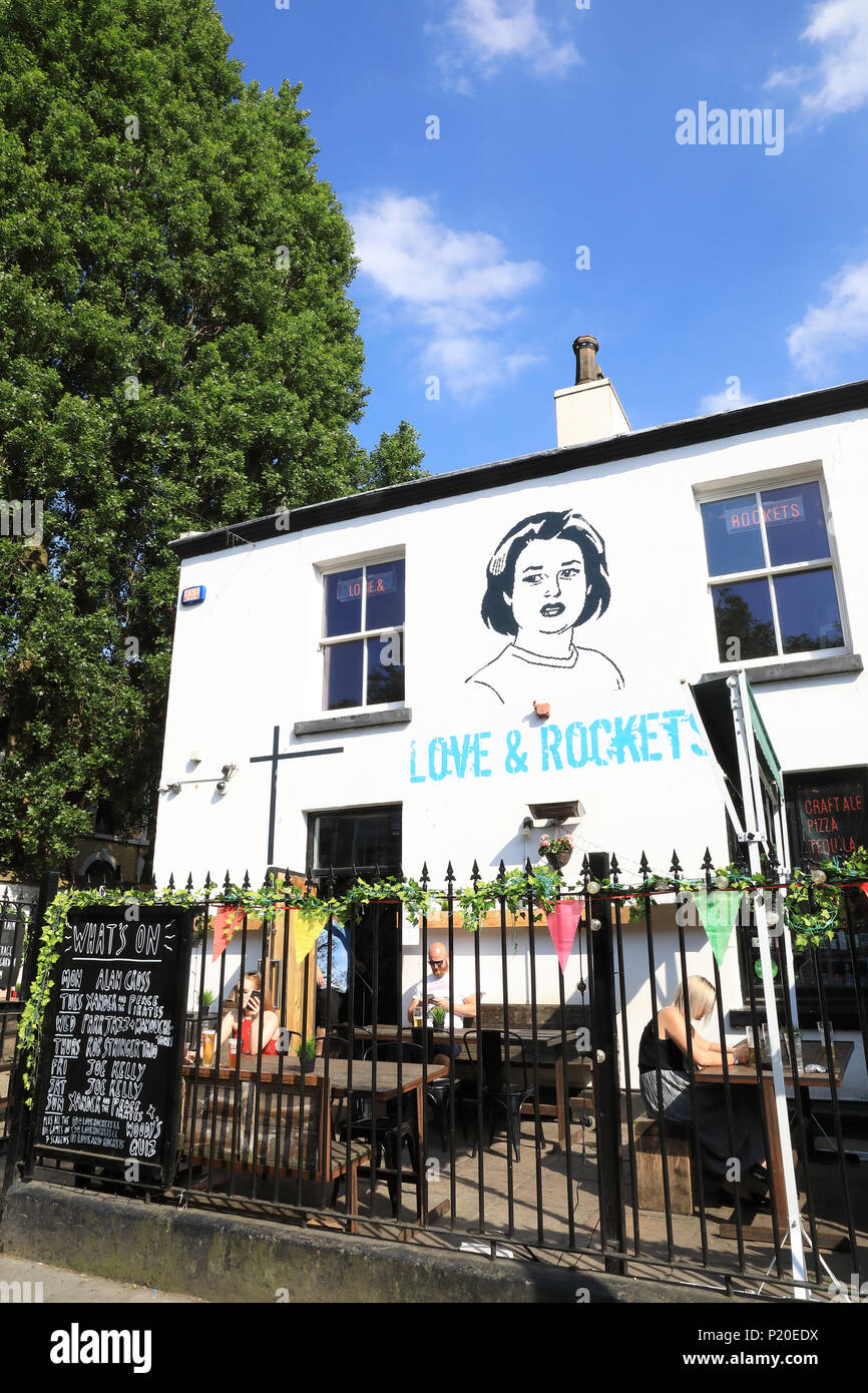 Lark lane liverpool hi-res stock photography and images - Alamy