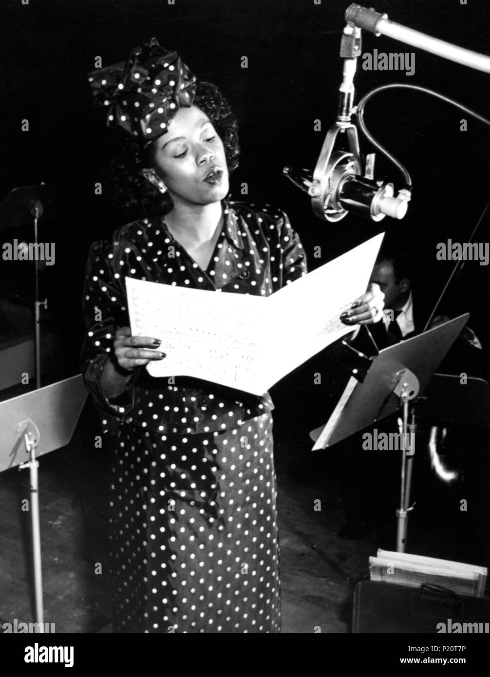American jazz singer sarah vaughan hi-res stock photography and images ...
