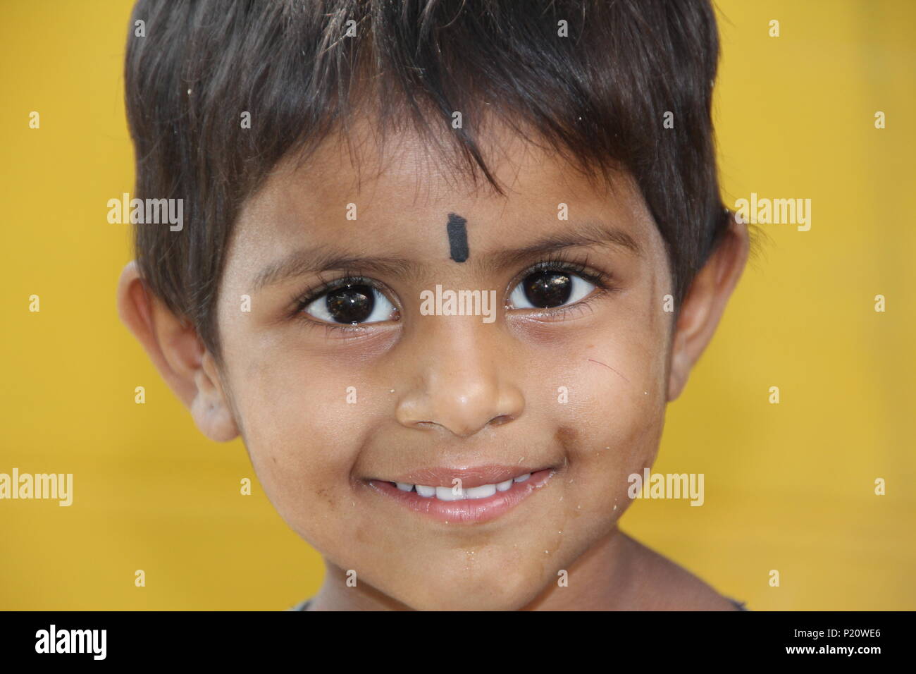 Indian beautiful child hi-res stock photography and images - Alamy