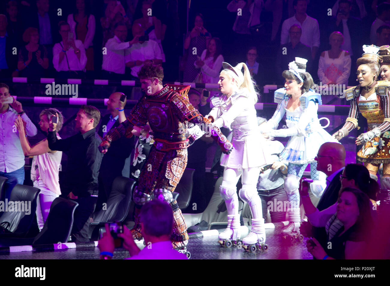 Bochum, Deutschland. 12th June, 2018. "Rusty", "Pearl", "Dinah" and ...