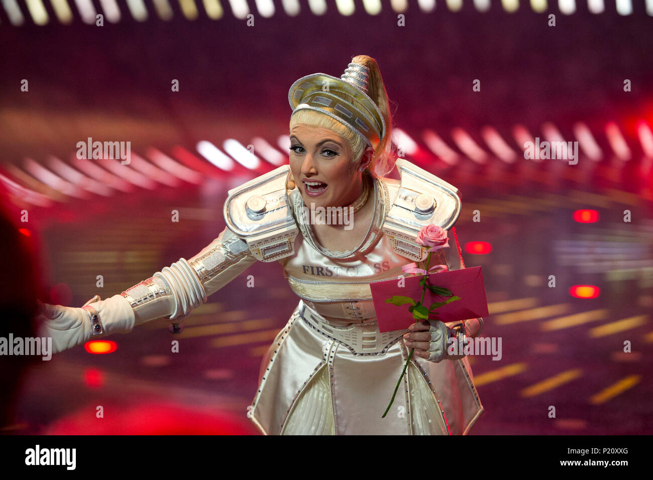 Bochum, Deutschland. 12th June, 2018. "Pearl", played by Georgina HAGEN ...