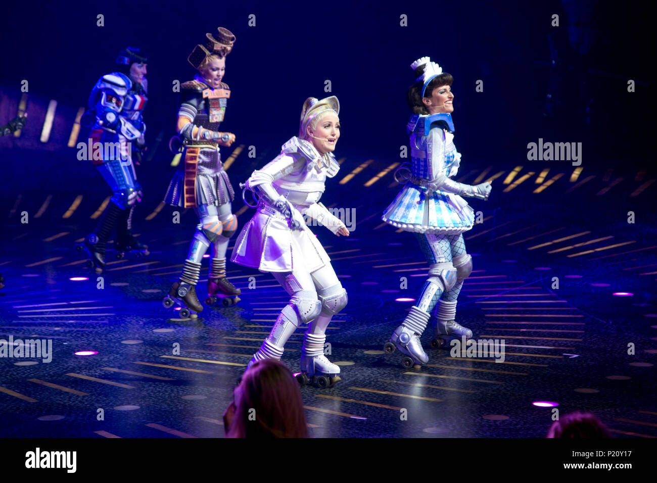 Bochum, Deutschland. 12th June, 2018. "Pearl", "Dinah" and "Carrie ...