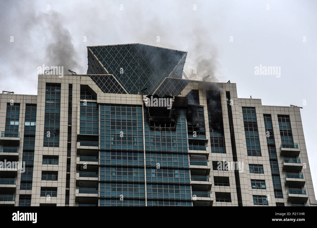 Residential fire building mumbai hi-res stock photography and images ...