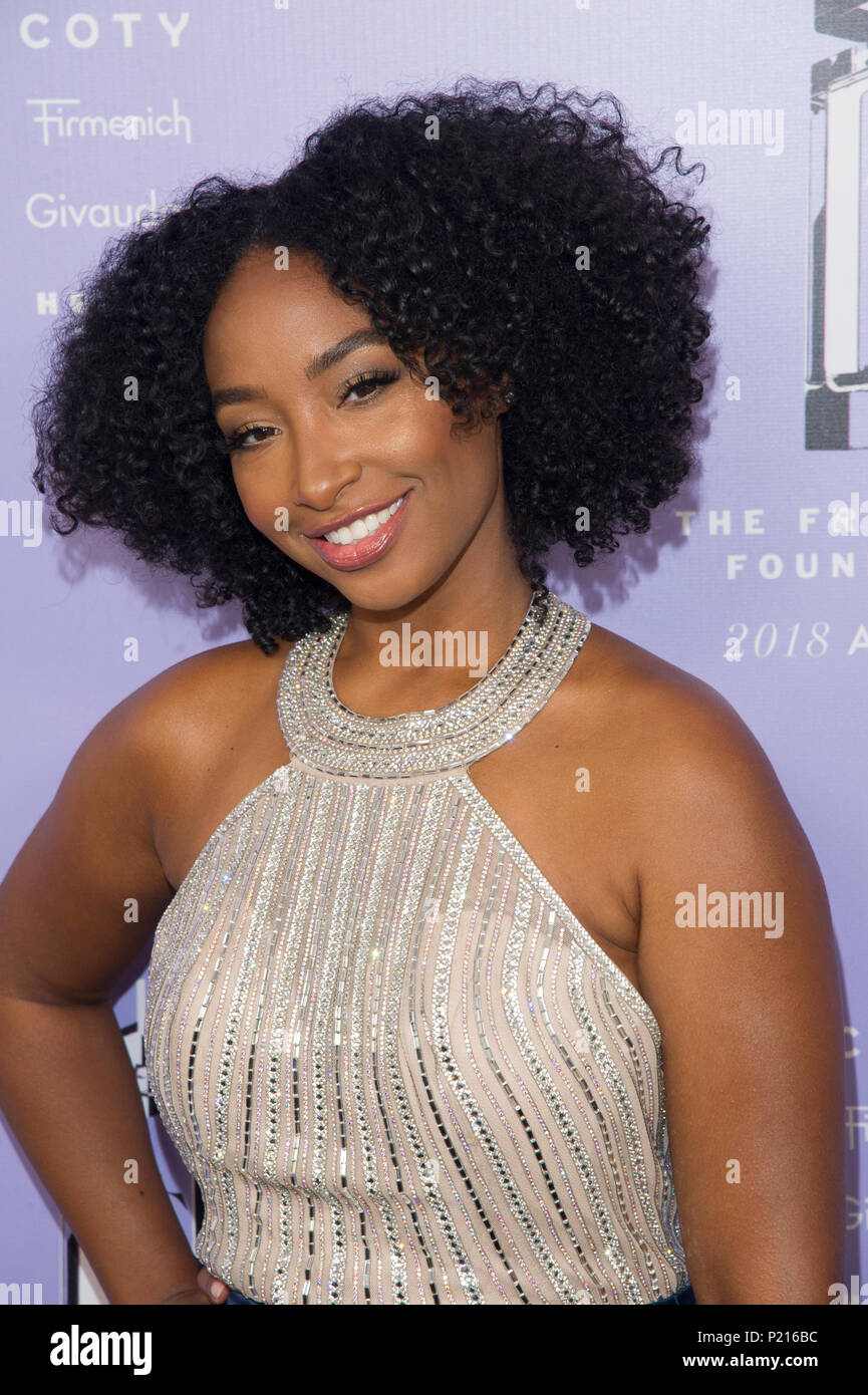 Fragrance influencer hi-res stock photography and images - Alamy