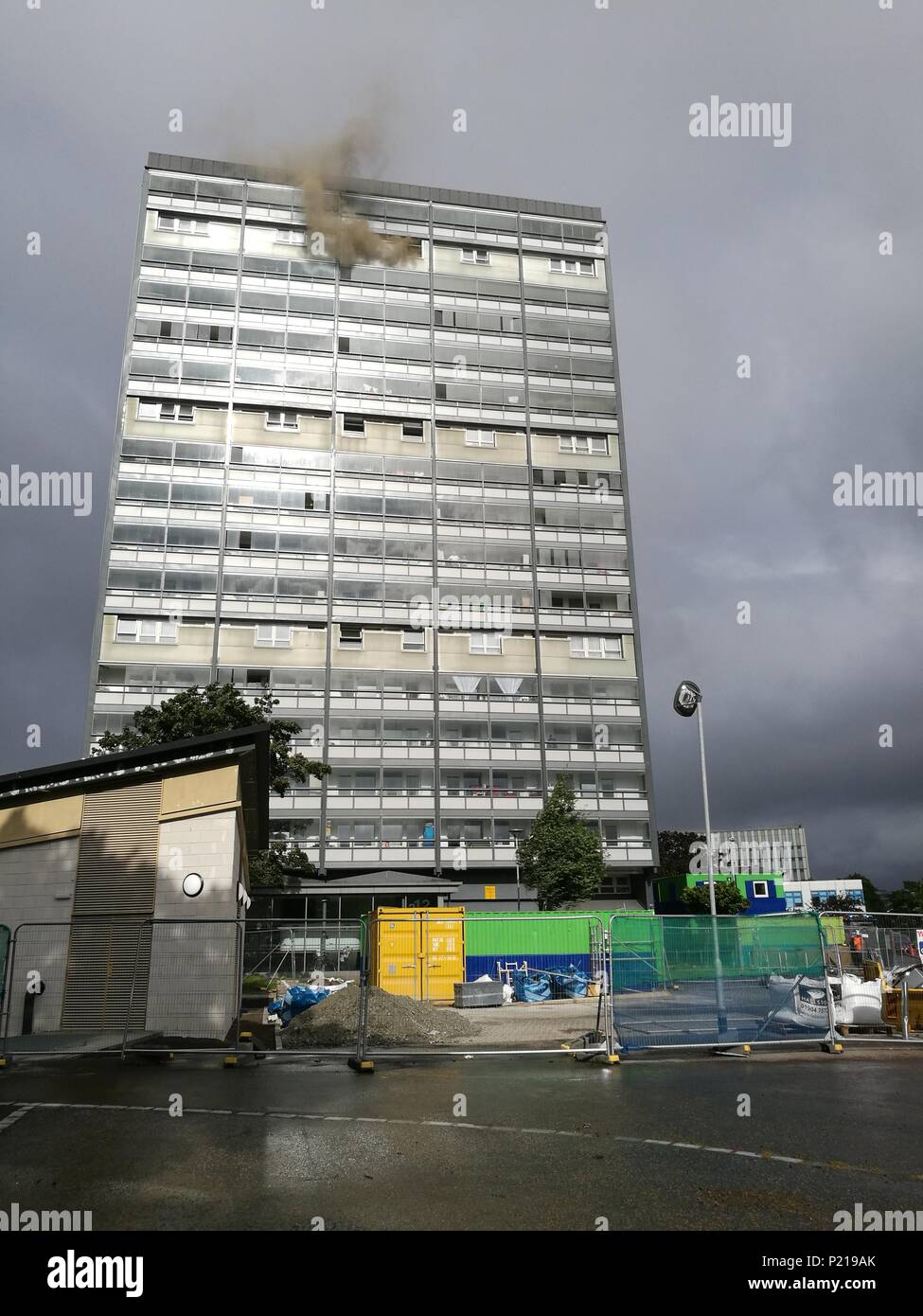 Glasgow, UK. 14th June 2018. Fire at high rise flats on Commercial Road ...
