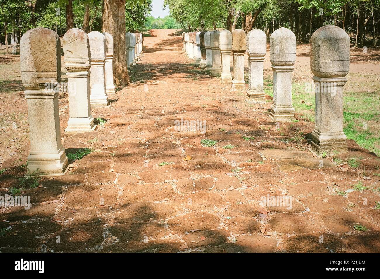 Laterite road hi-res stock photography and images - Alamy