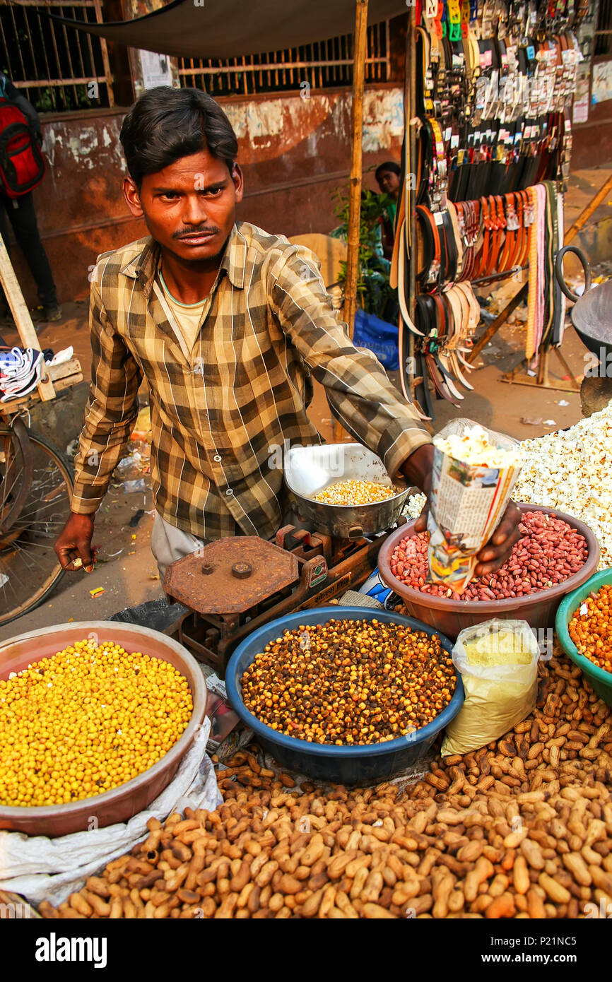 Popcorn popping stove hi-res stock photography and images - Alamy