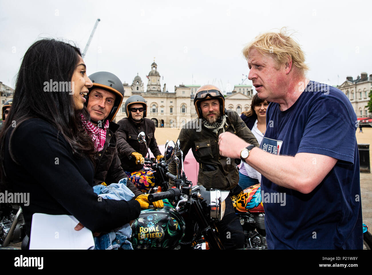 Boris Johnson, Secretary of State for Foreign Affairs chats to Simon de ...