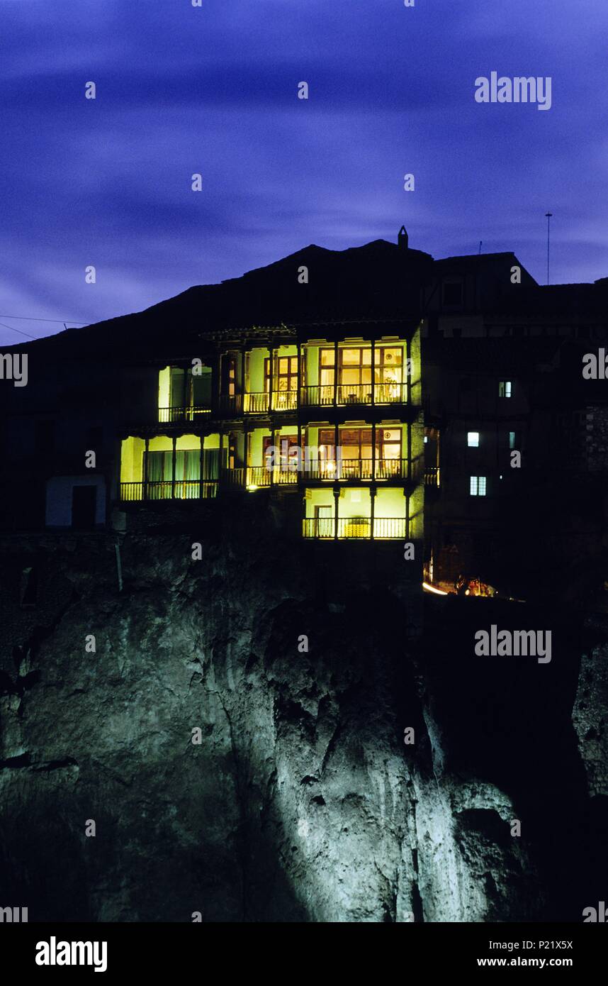 "casas colgantes" ("hanging houses") at the Huécar river gorge / defile ...